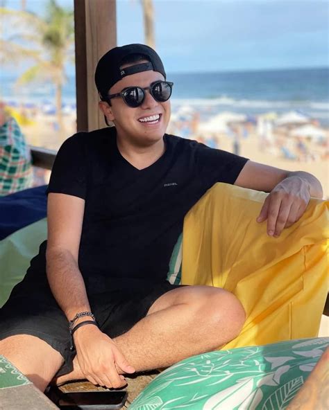 Pedro Libe Fotos 6 Fotos Letrasmusbr