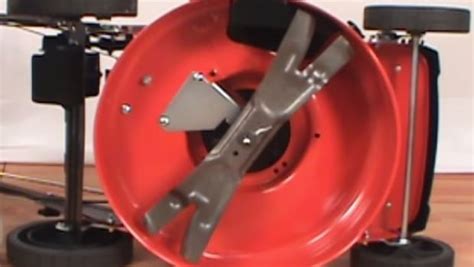 Replacing The Blade On A Snapper Lawn Mower