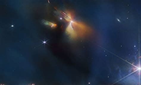 Nasa Shares A Stunning Picture Of Luminous Cloud Of Material That Surrounds A Newborn Star Science