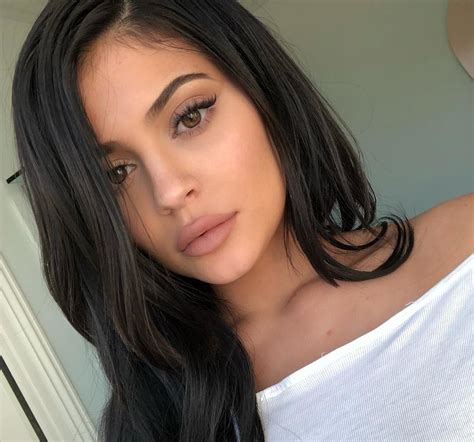 You Can Now Look Like Kylie Jenner In A Jiffy Preenph