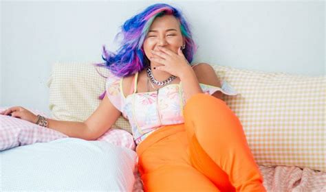 7 Ways To Start Feeling More Self Assured Fashion Outfits Fashion