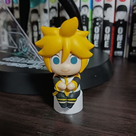 Kagamine Len Chibi Sitting Figure Hobbies And Toys Memorabilia