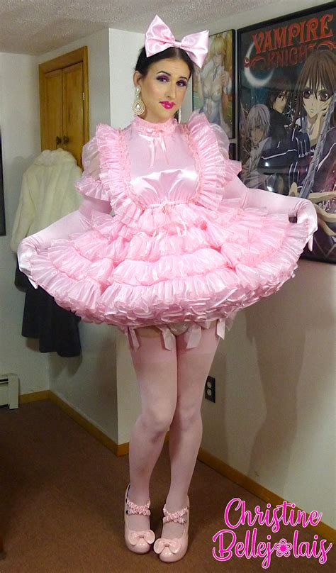 A Prissy Pansy In Poufy Pink Paradise 🥰 Superfreshfoxstudent On Tumblr