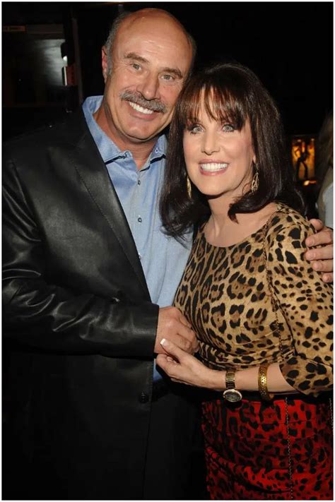 Robin Mcgraw Net Worth And Husband Famous People Today