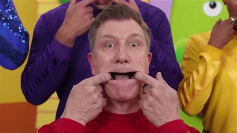 Pull A Funny Face With Simon Wigglepedia Fandom