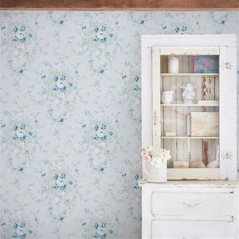 Blue Floral Pattern Wallpaper
