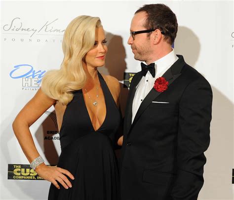 Jenny Mccarthy Says Shes Had 10 Vow Renewals With Donnie Wahlberg