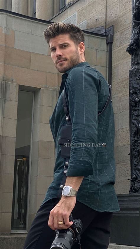 Pin De Holly W En Eye Candy Ropa De Hombre Ropa De Hombre Casual Elegante Estilo De Hombre