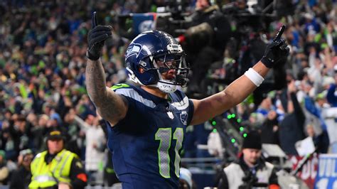Seahawks Jsn Makes Rare Accomplishment In First Half Of Nfc