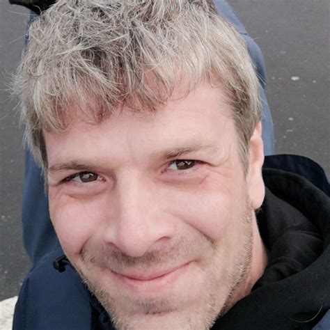 Euteneuer Aus Siegen In Der Personensuche Von Das Telefonbuch