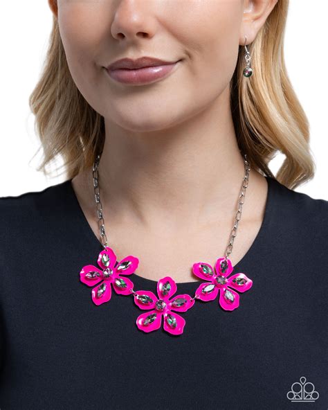 Prismatic Prestige Pink Paparazzi Necklace Jewelryblingthing