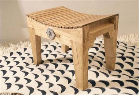 Diy Wooden Pallet Stool 101 Pallets