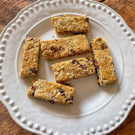 Sultana And Cherry Granola Bars Easy No Bake Snack