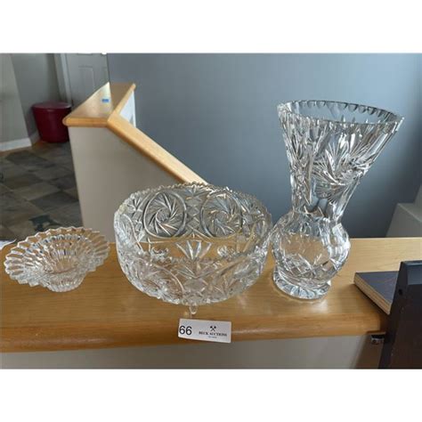 Pinwheel Crystal Vase Bowl And Small Candy Dish Beck Auctions Inc