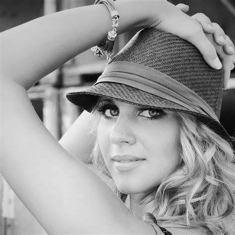 Julia Rentschler Youtube