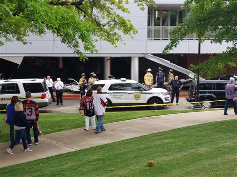 Ethan Fitzgerald On Twitter Witnesses Heard A “bang” And Then Ran Towards Probst To Check For