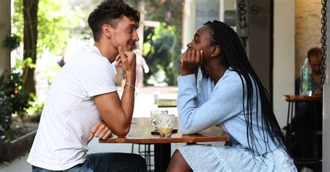 Bi Curious Vs Bisexual Learn The Difference Between The Two Identities