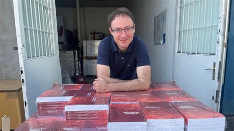 Valamiért Rosszul Jelent Meg A Titokban Nyomtatott Orbán Könyv Dedikálásának Időpontja