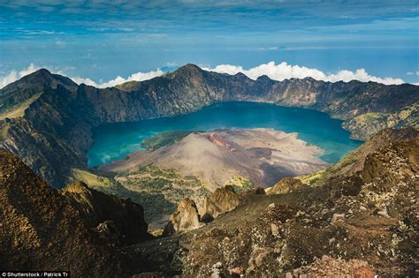 The Worlds Most Jaw Dropping Volcanic Landscapes Revealed From Hawaii