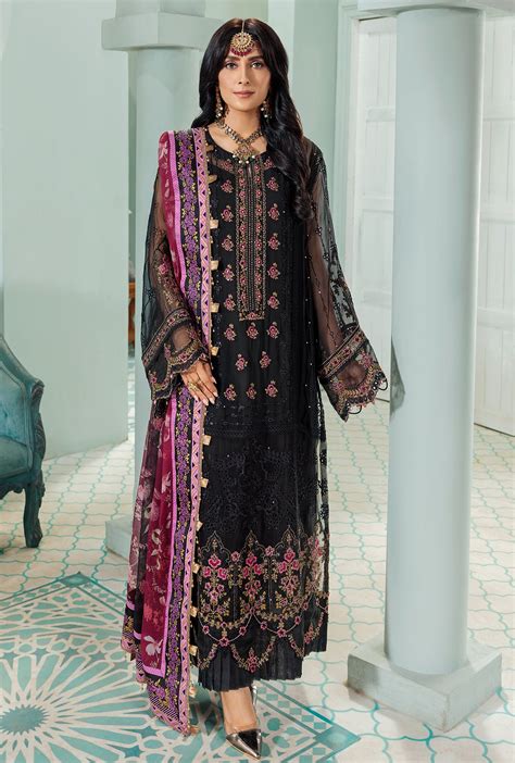 Noor By Saadia Asad