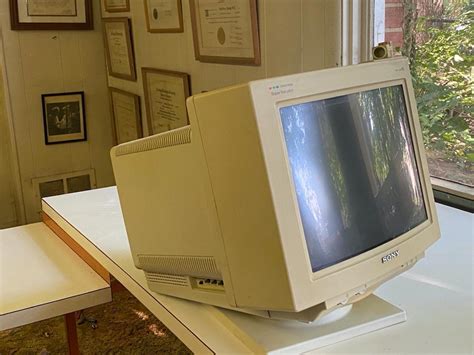 Vintage 1991 Gaming Monitor Sony Trinitron Multiscan Cpd 1304 16 Color