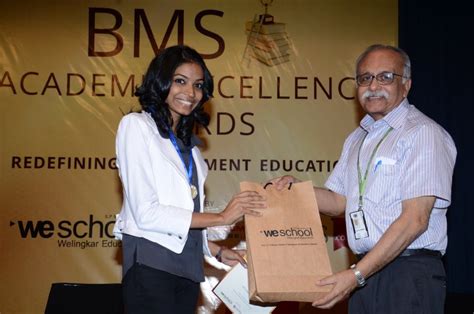 Felicitation Of Aashiya Khan Sies College Sion West Tybms Sem 5 Topper 2013 Bms Bachelor Of