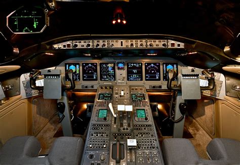 Bombardier Global 5000 Cockpit