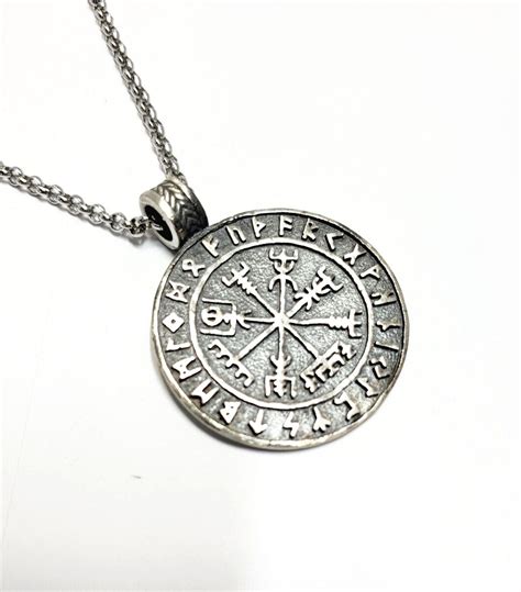 Viking Runic Rune Compass Vegvisir Futhark Necklace P… Gem