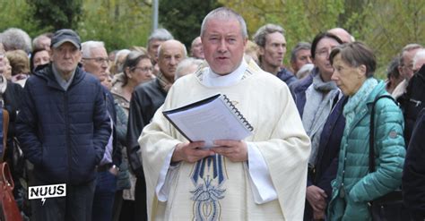 E H Johan Van Den Eeckhout In Sint Lievens Houtem En Herzele Vervangen
