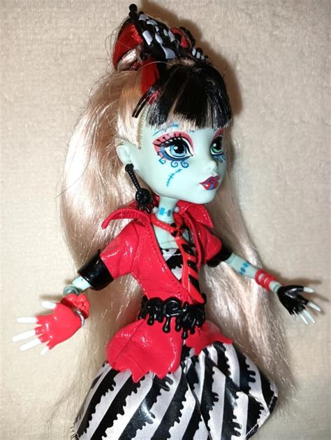 Monster High Frankie Stein Sweet Screams Ex Display And Totally