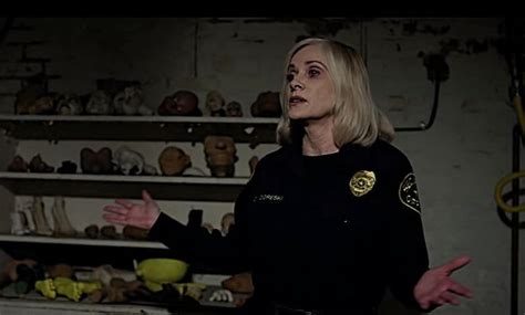 Horror Icon Barbara Crampton Dishes Kindness In Troubled Times Hollywood In Toto