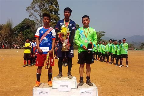 မိုင်းခုတ်မြို့၌ ၇၆နှစ်မြောက် ပြည်ထောင်စုနေ့အထိမ်းအမှတ် အမျိုးသားအလွတ