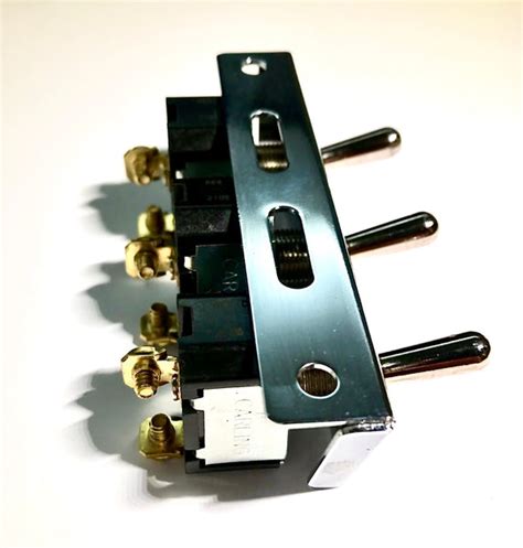 Under Dash Mount 3 Gang Off On Toggle Switch And Bracket Assembly Chro