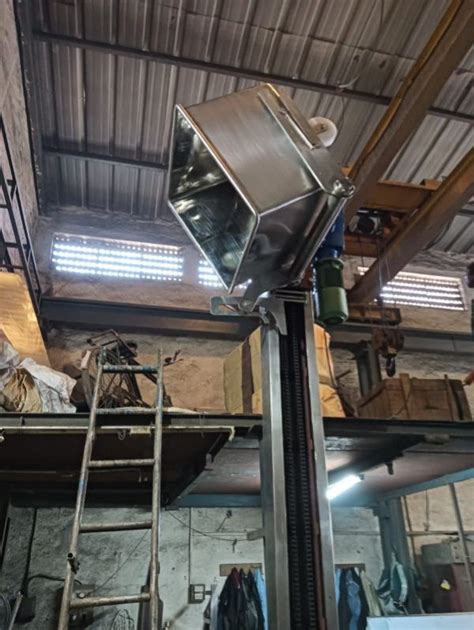 Tote Bin Lifter And Tipper At Rs 350000 In Thane Id 7702129 Bodhi Innovations