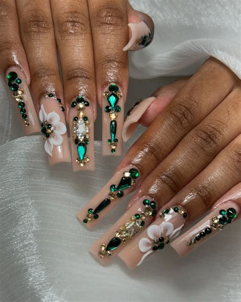 30 Best Bling Nail Design Ideas You Should Check