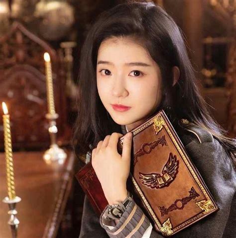 Biodata Dan Profil Lengkap He Lan Dou Chinese Actress Nona Mandarin