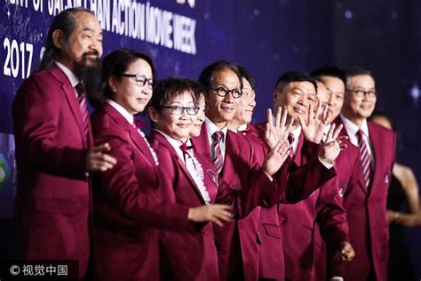 七小福統一著裝再聚首引回憶殺 「神鵰俠侶」元秋元華同框 每日頭條