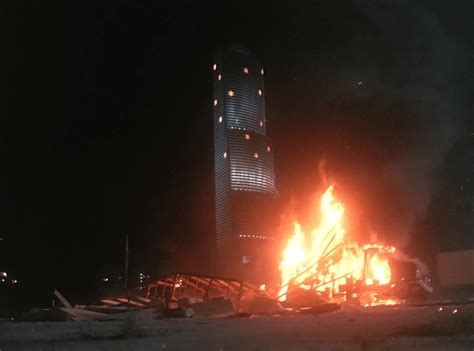 Radio Device Yeah I Guessexhales Had A Van Backed Right Upto The