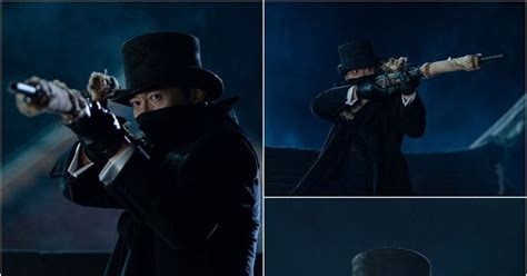 Oh쎈 컷 ‘미스터선샤인 이병헌 지붕 위 포착살벌 ‘복면 카리스마