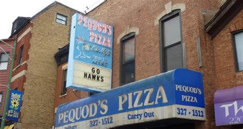 Pequods Pizza Authentic Deep Dish Pies In Chicago I Dream Of Pizza