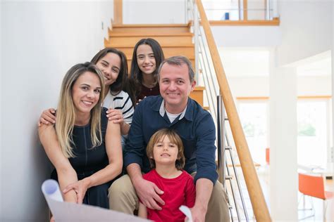 4709 Fotos Y Imágenes De Familia Moderna Gratis · Banco De Fotos Gratis