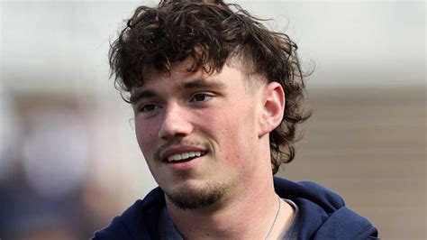 Drew Allars Gf Emma Slays Black Dress Nyc Selfie With Qb After Penn