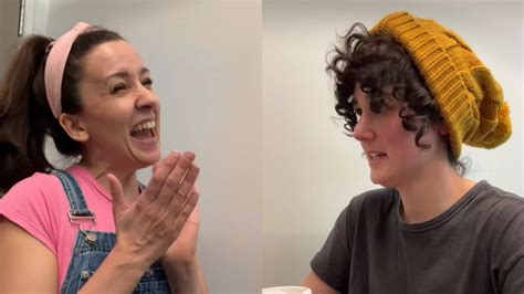 Youtuber Ms Rachel Pokes Fun At Herself While Having Coffee With