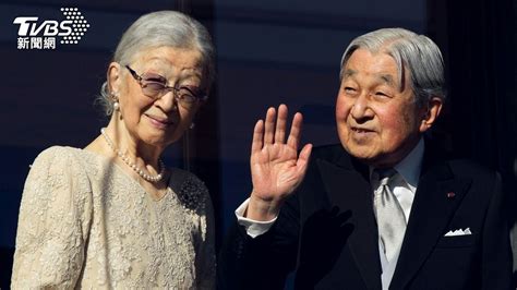 日本皇室新年亮相 上皇后美智子「反常行為」引健康擔憂