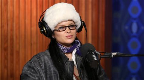 Saya Gray On Her Debut Album Heartbreak And Gigging As A Teen With A Fake Id Cbc Arts