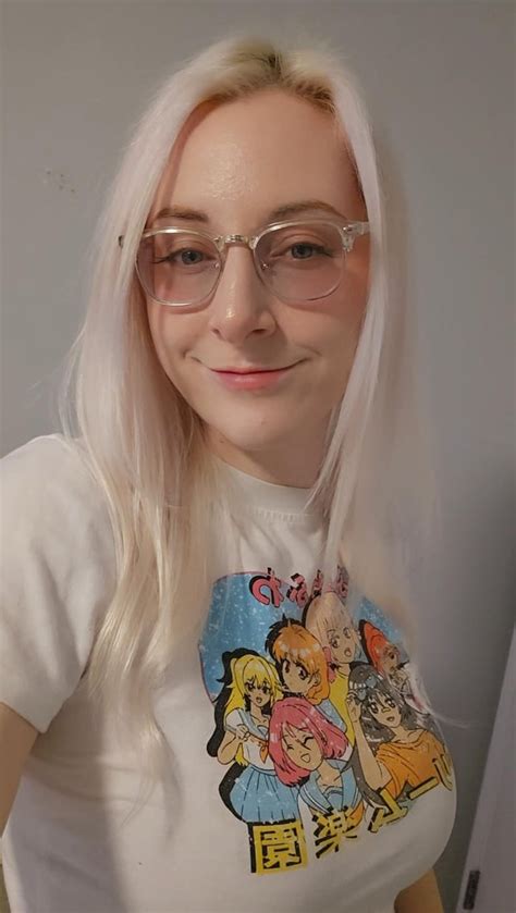 Professor Look R Palebeauties