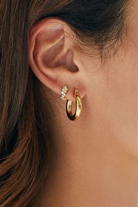 Pin By Monjod On Jewellery In 2025 Minimalist Ear Piercings Earings