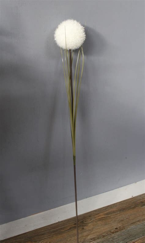 White Puff Stem Malt House Emporium Ltd