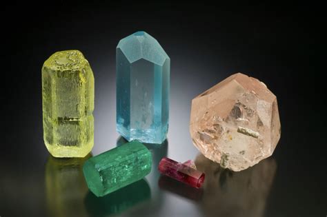 The Nature Of Emeralds What Makes An Emerald So Special The Natural