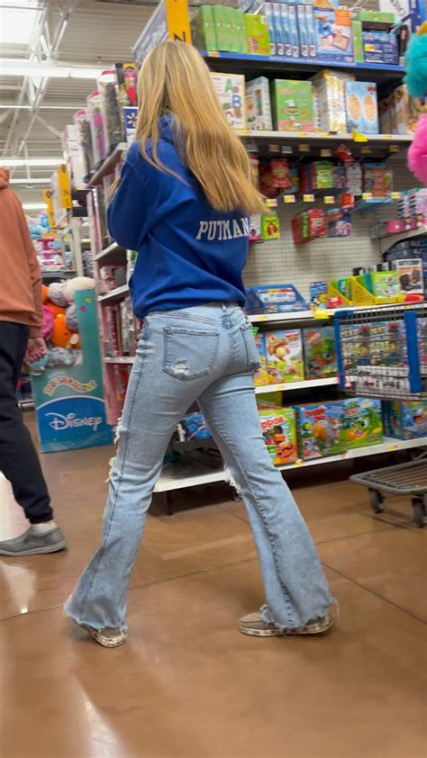 Fresh College Blonde Tight Jeans Forum